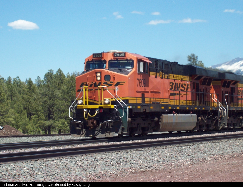BNSF 7609
